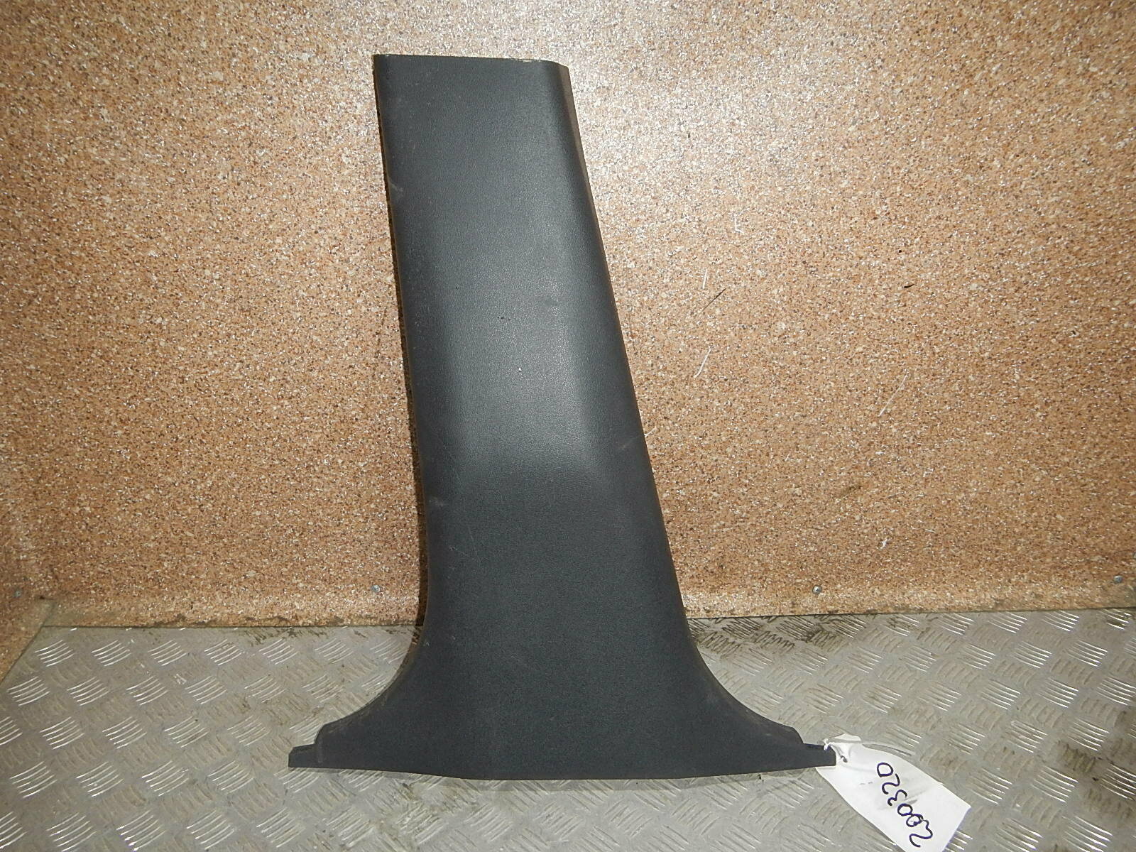 Б/У Обшивка стойки центральной левой, Nissan (Ниссан)-ALMERA (13-) NISSAN ALMERA G15 (13-) нижняя Новая. 295811 NISSAN ар...