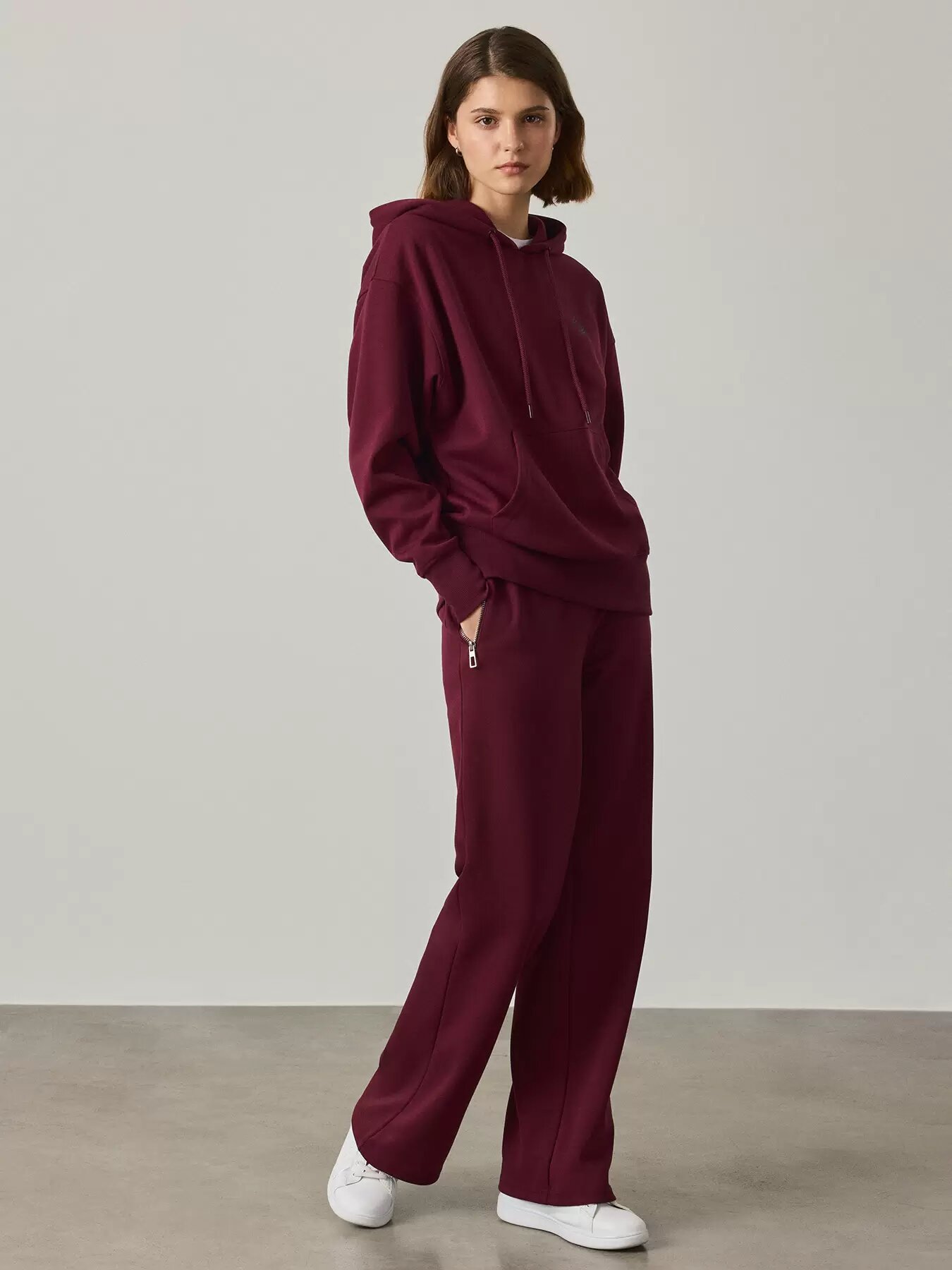 Брюки спортивные