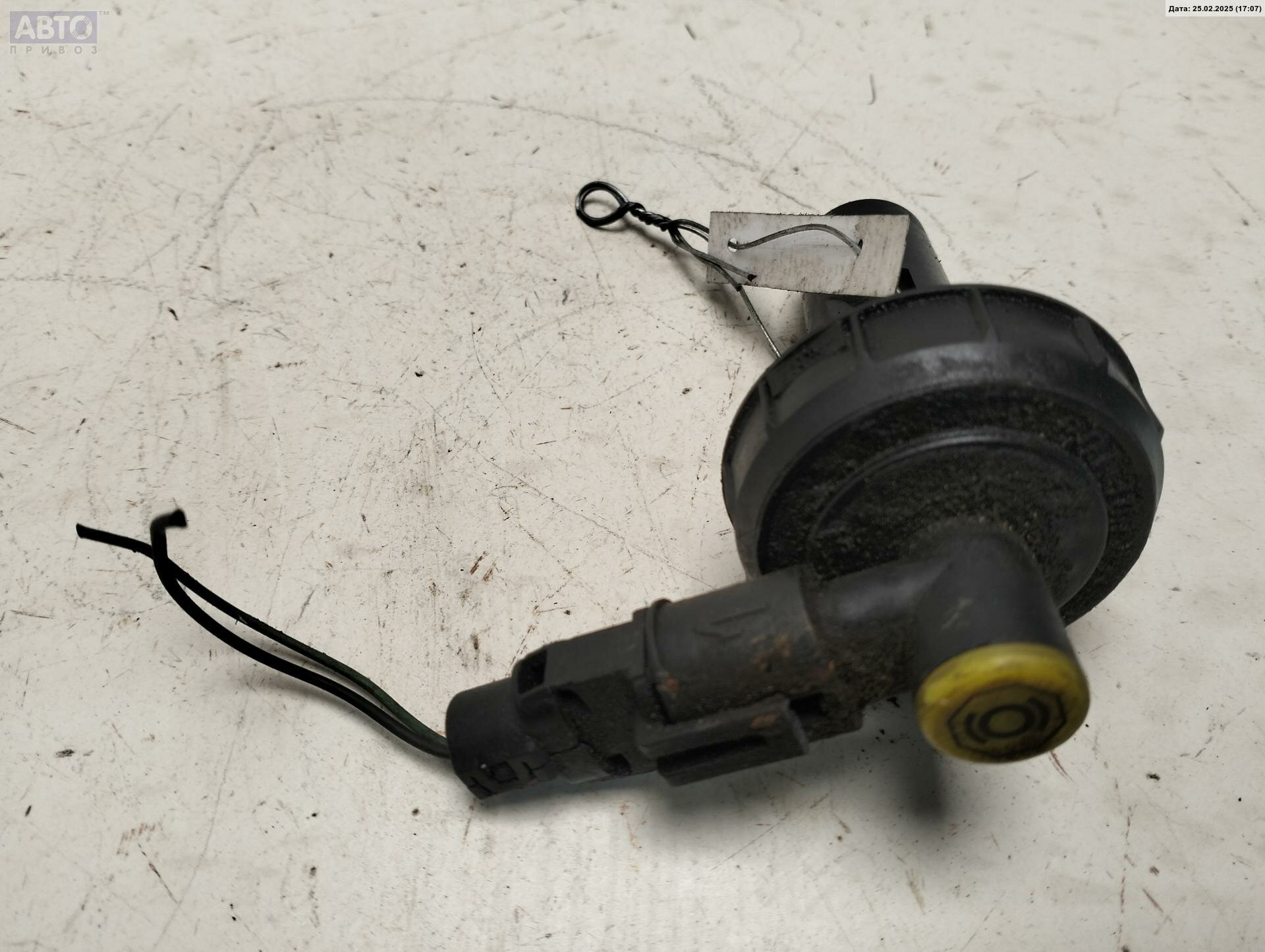 Крышка бачка тормозной жидкости Renault Scenic 1 (1996-2003)