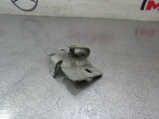 Замок крышки холодильника Volvo FH, FM