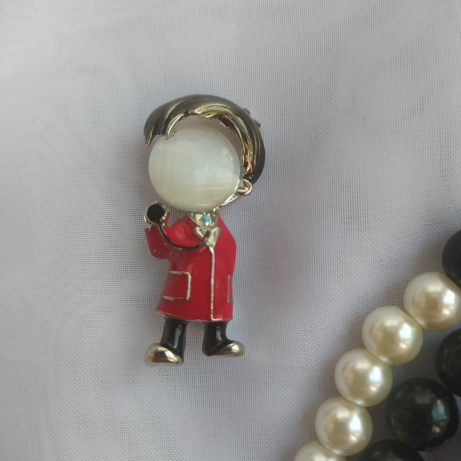 Брошь, эмаль