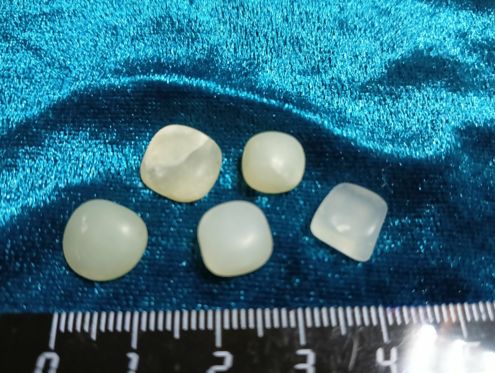 Набор из пяти камней(жадеит)