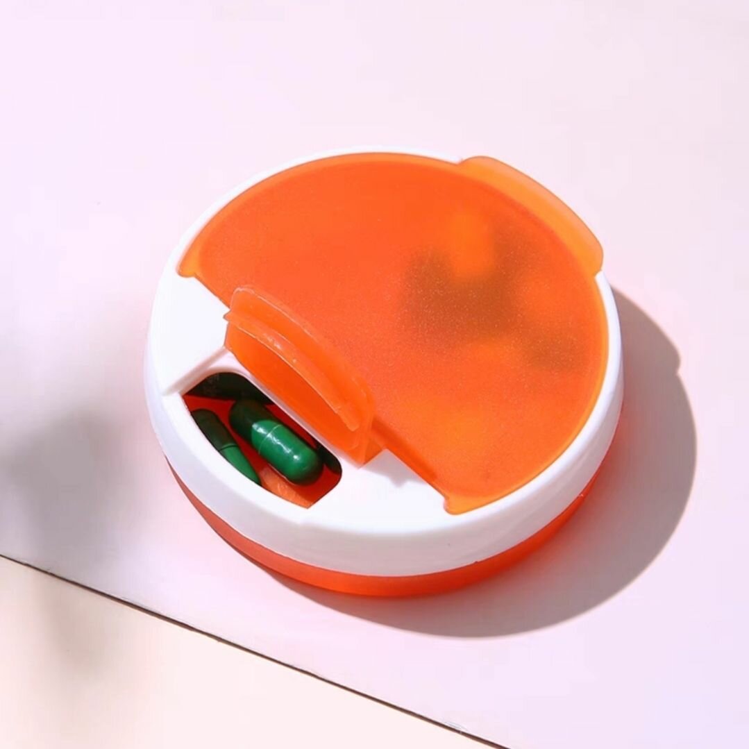 Таблетница мини круглая, оранжевая