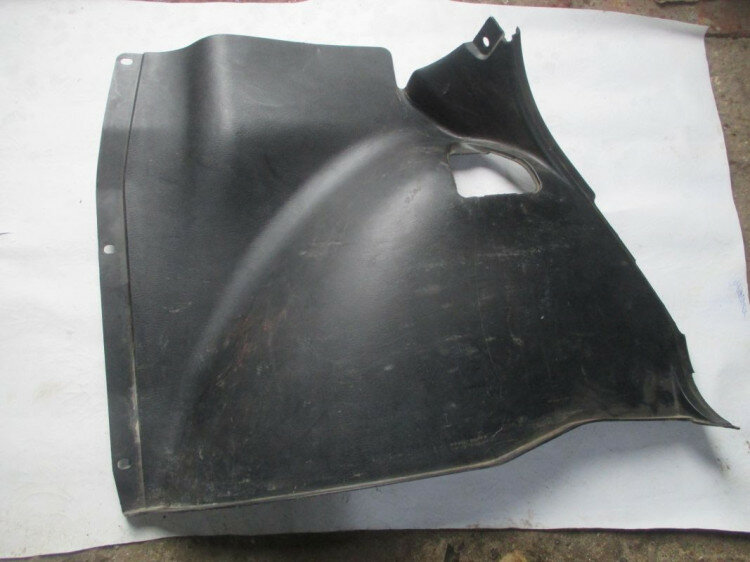 Облицовка багажника левая задней боковой панели 96303038 Шевроле Ланос