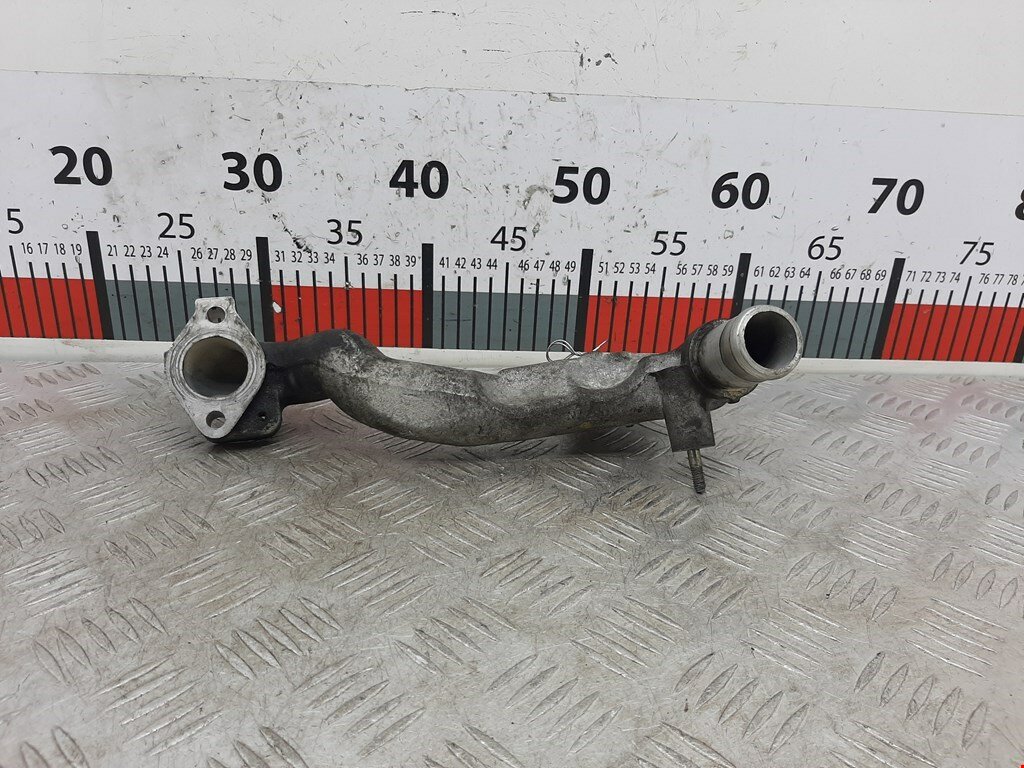 Патрубок охлаждения Mazda 6 GG арт. 2075055