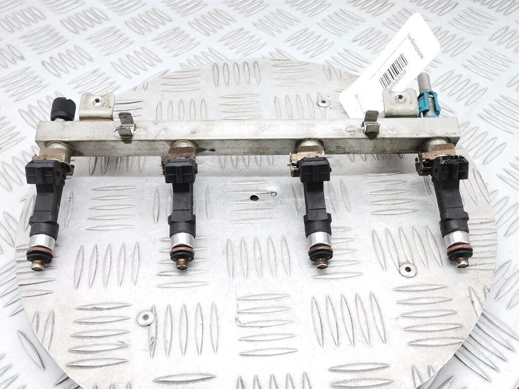 Форсунка бензиновая электрическая Opel Astra H 24420543 арт. 1958959