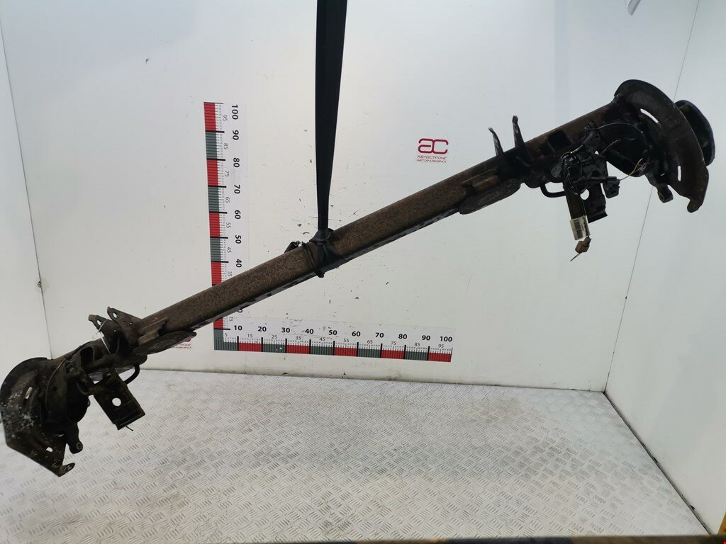 Балка задняя Renault Master 3 555113728R арт. 2130274