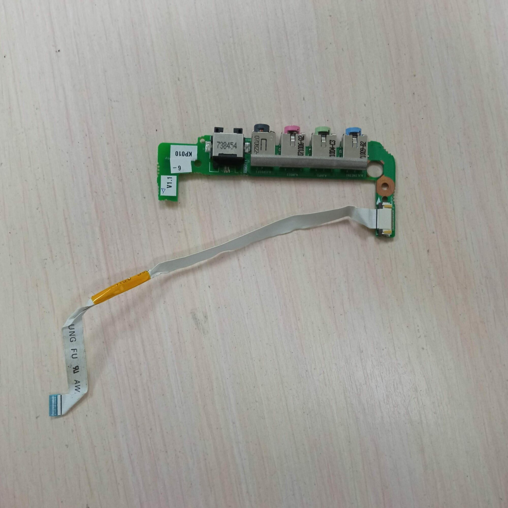 Звуковая плата Clevo Hundy M66SRTU Sound 6-71-M66U8-D01