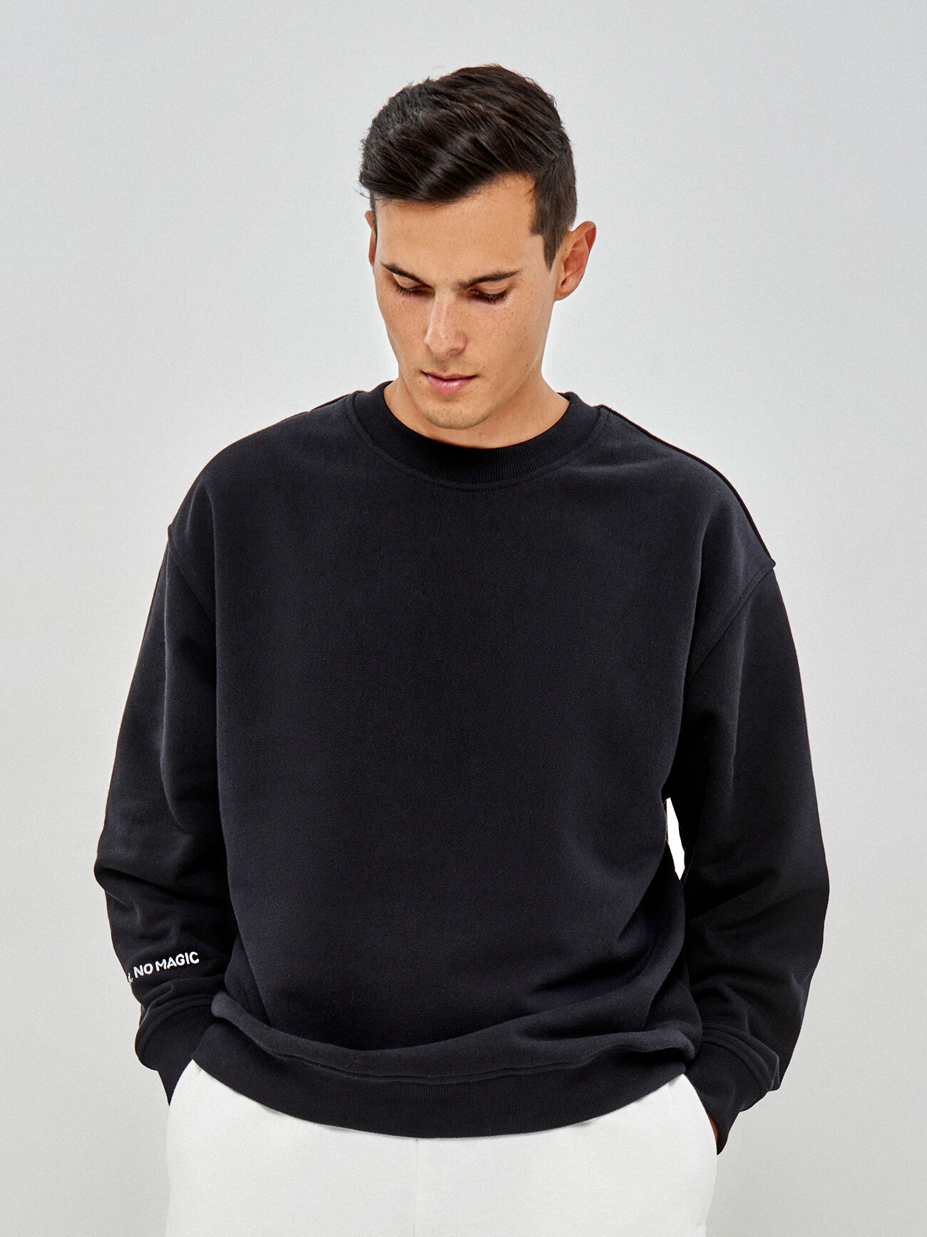 Свитшот No risk, No magic