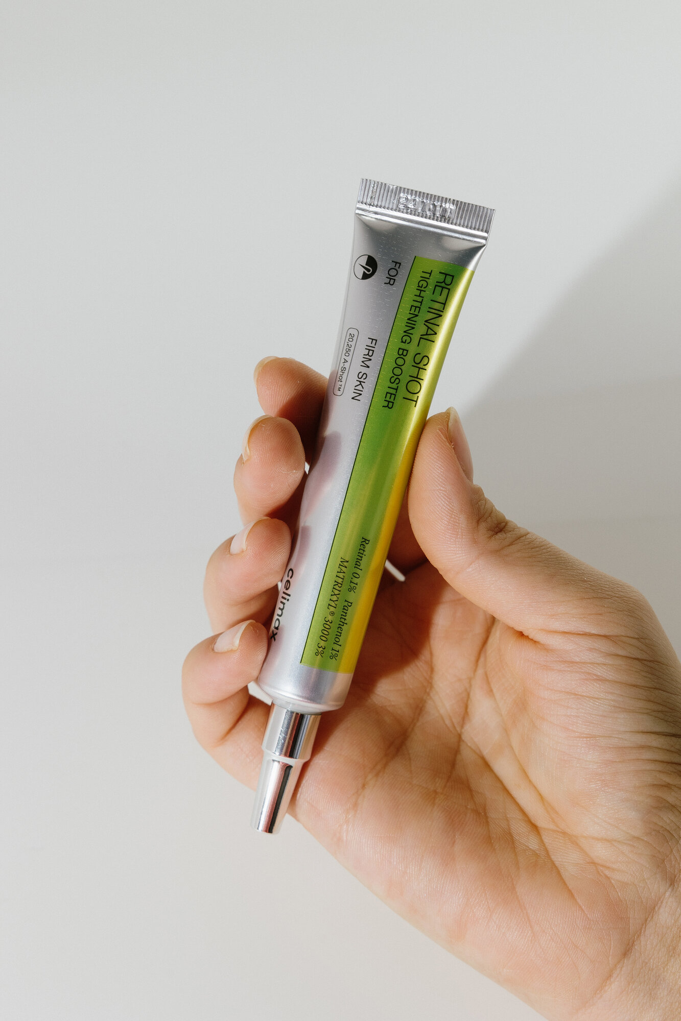 Celimax Подтягивающий бустер c ретиналем The Vita-A Retinal Shot Tightening Booster, 15ml