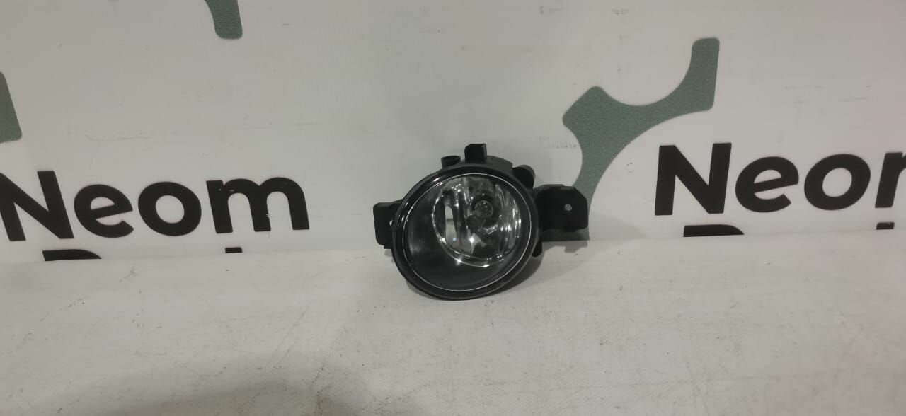 Противотуманная фара правая Nissan Teana 2 J32 08-11