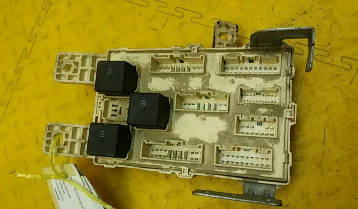 Блок предохранителей Grand Starex Hyundai 919504H012