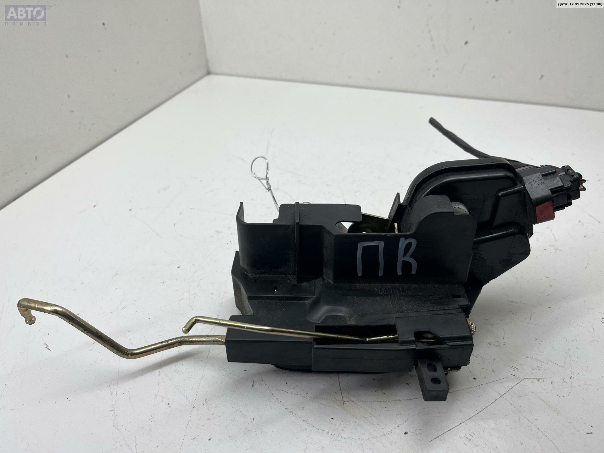 Замок двери передней правой Hyundai Matrix