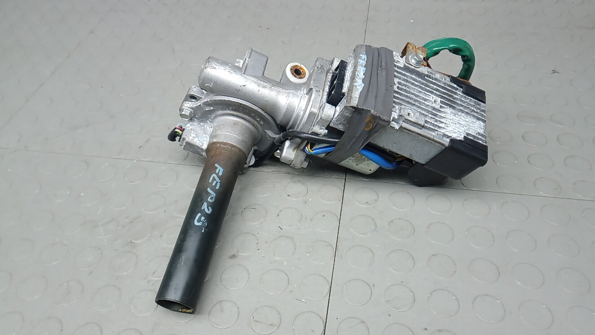 Электроусилитель руля TOYOTA RAV 4 CA40