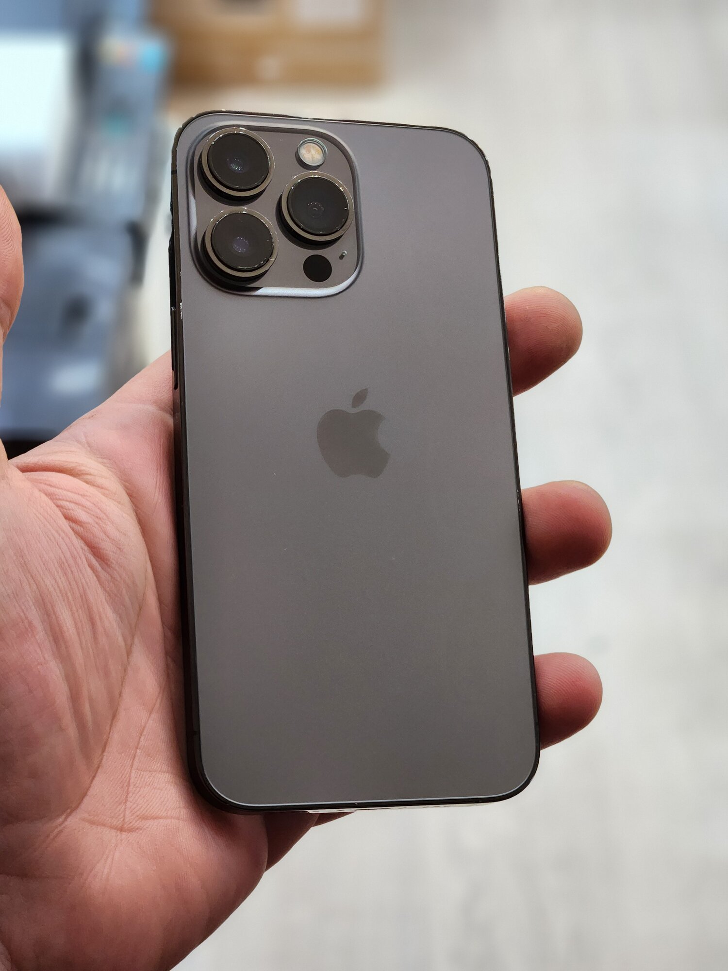 Смартфон Apple iPhone 13 Pro 1000ГБ (1ТБ) в оригинальном состоянии до единого винтика