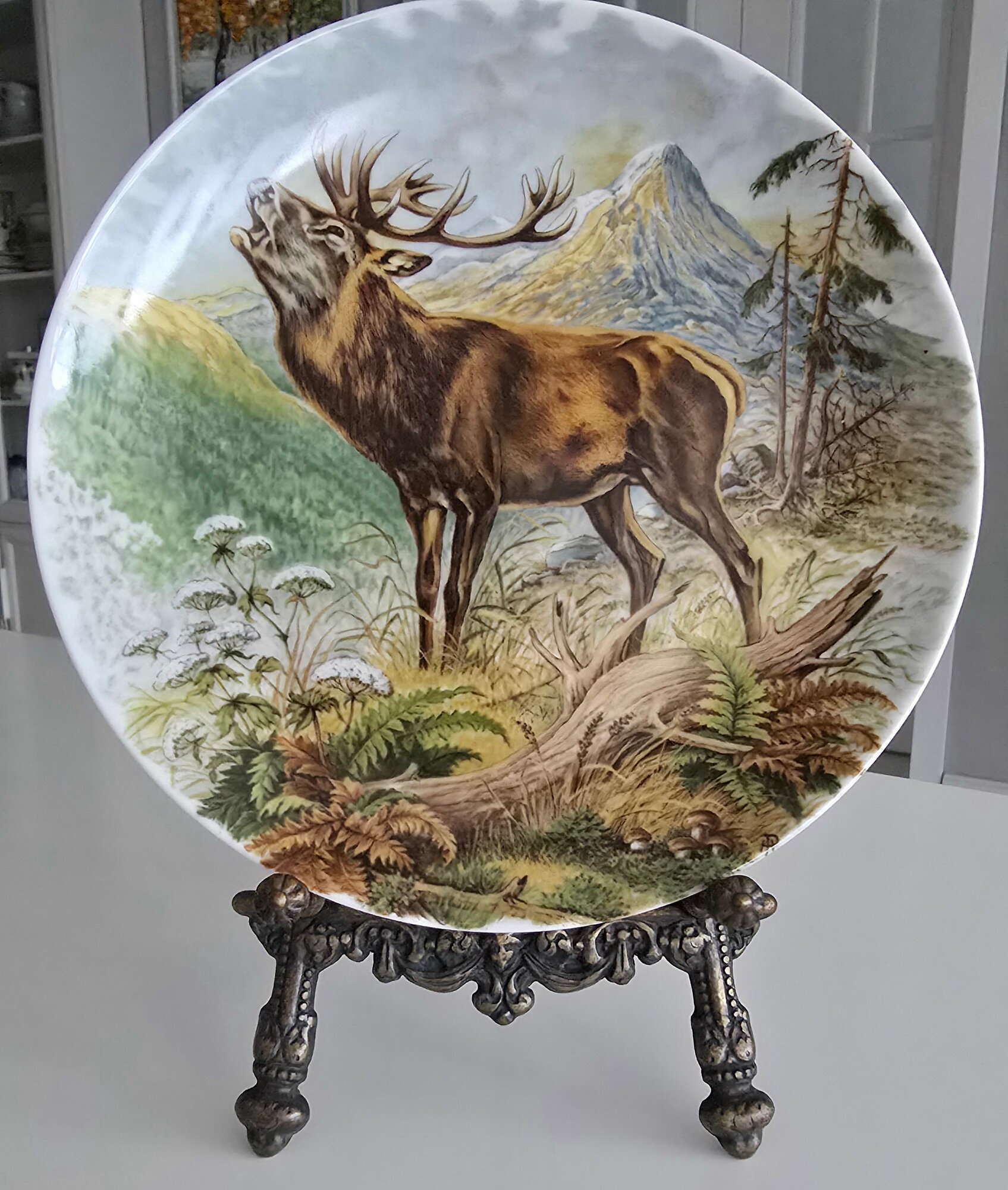 Винтажная коллекционная тарелка