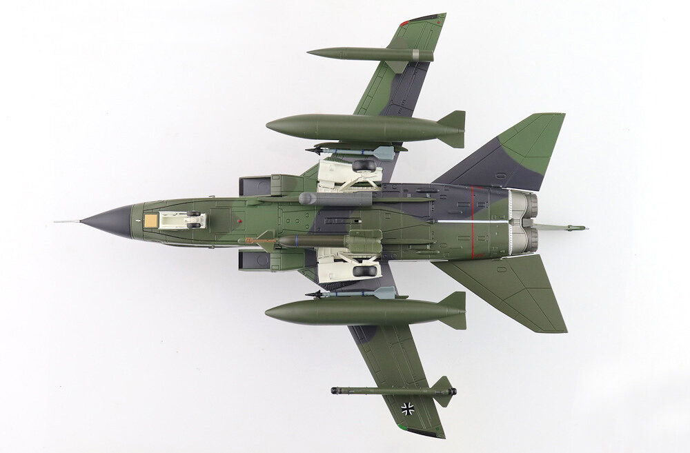 Hobby Master Модель самолета Panavia Tornado IDS — фото 1