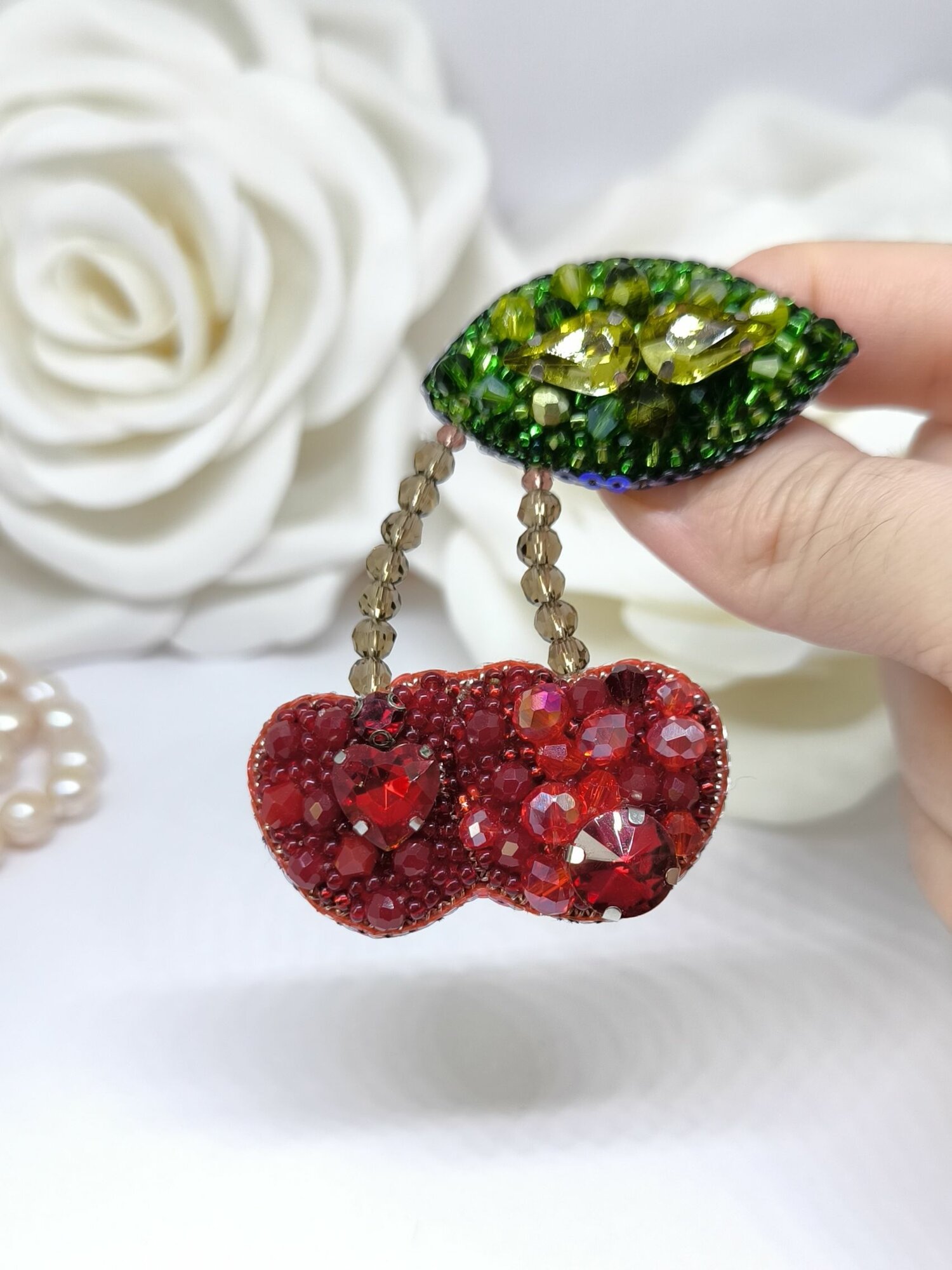 Брошь, стекло, кристалл, бисер