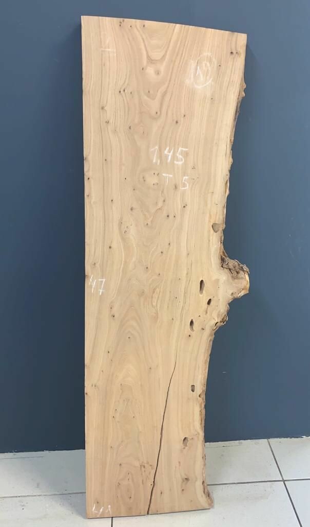 Слэб из твердой породы дерева Карагач(Вяз), Живой край, необработанный 145х42х5 см