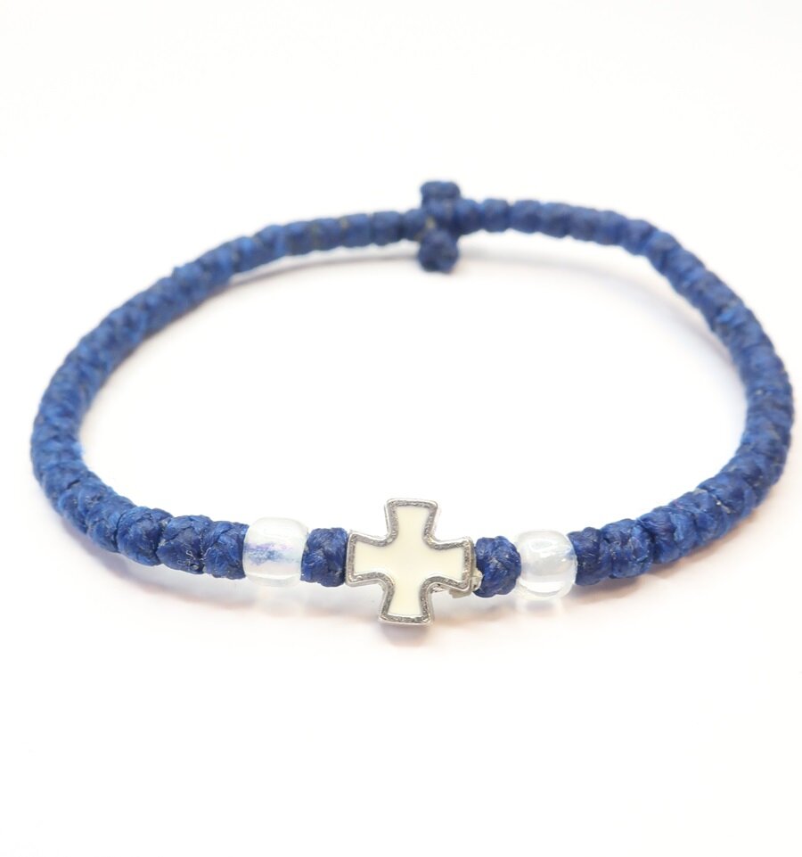 Плетеный браслет