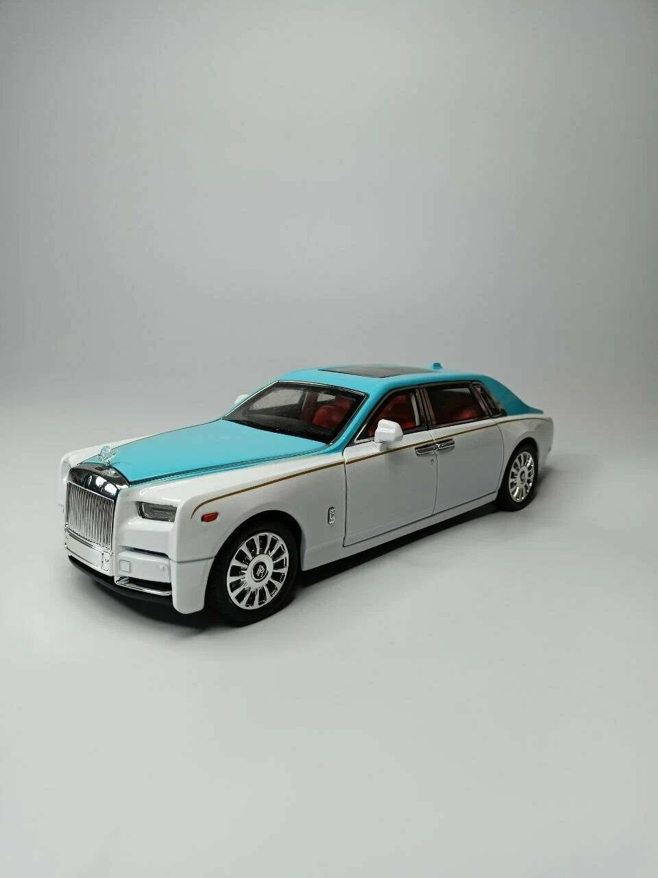 Коллекционная Металлическая Ролс Ройс масштабная модель 1:18