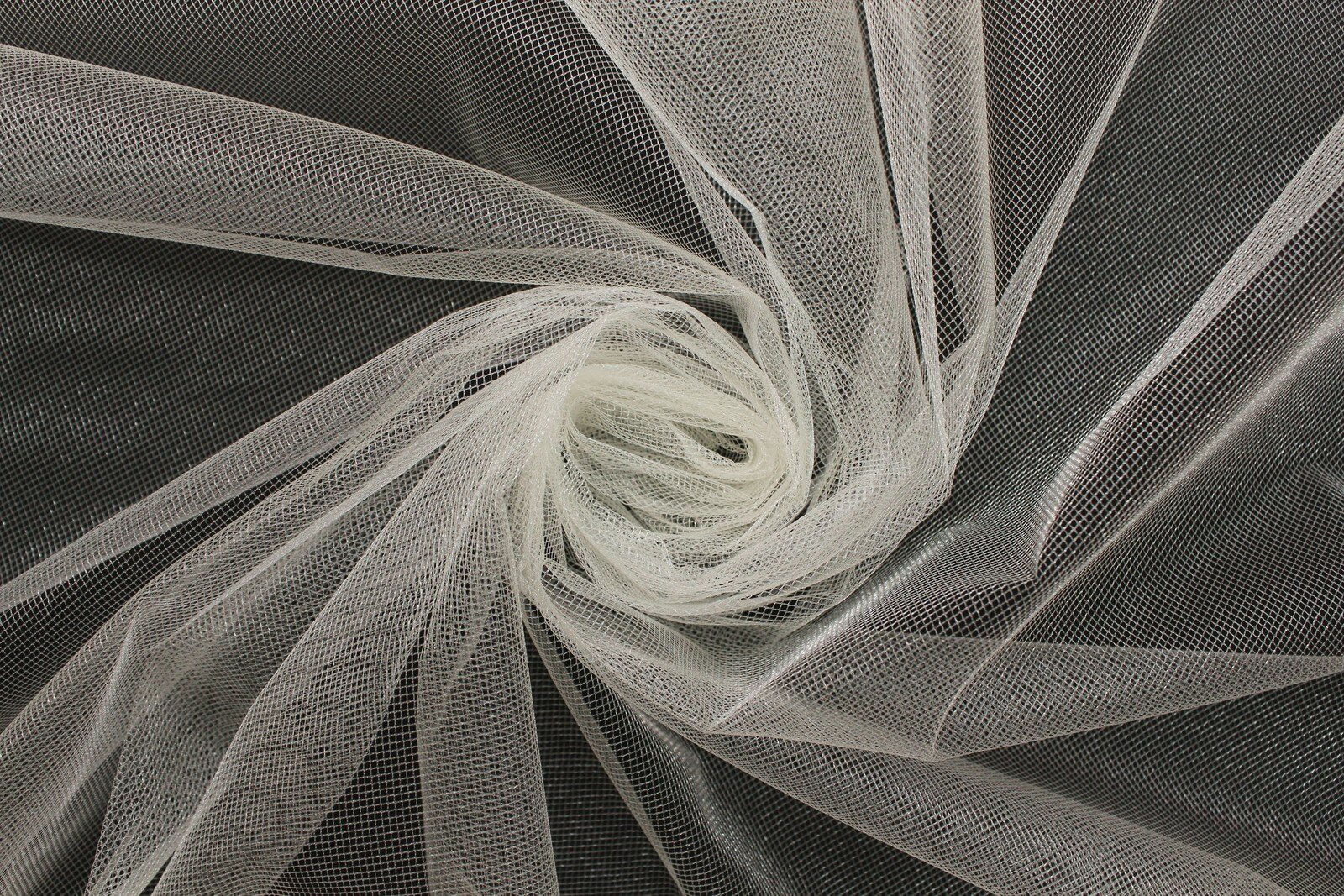 Ткань Фатин средней жесткости перламутр молочный, ш144см, 0,5 м