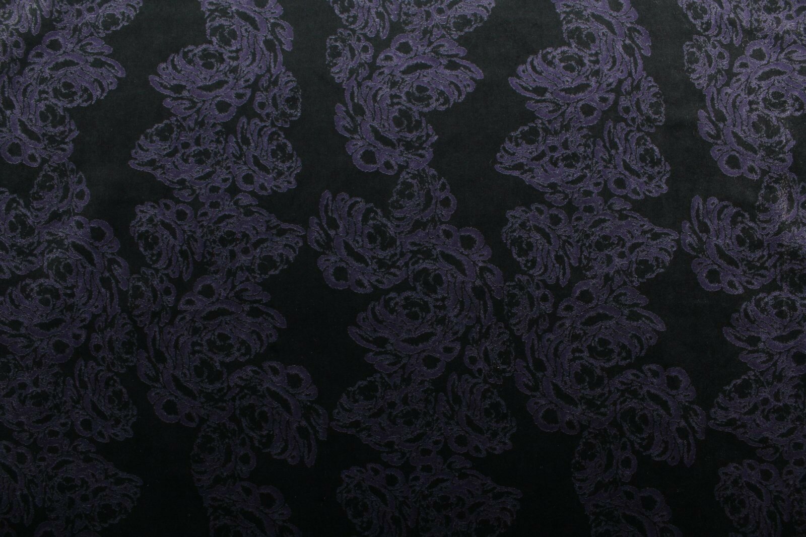 Ткань Бархат-стрейч Ferragamo фиолетово-чёрный, ш130см, 0,5 м