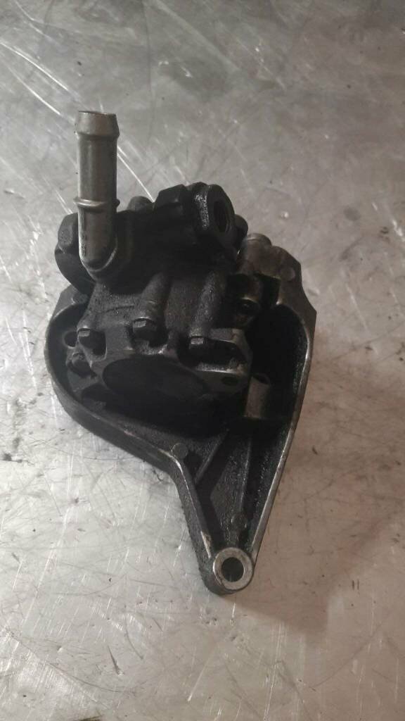 Насос гидроусилителя руля BMW 3 E90/E91 2006