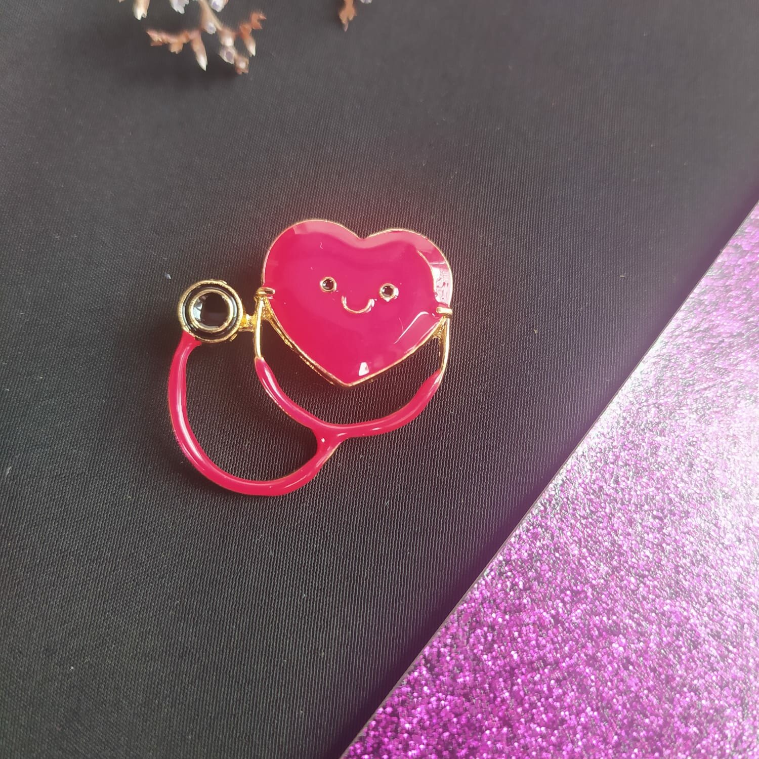 Брошь, эмаль