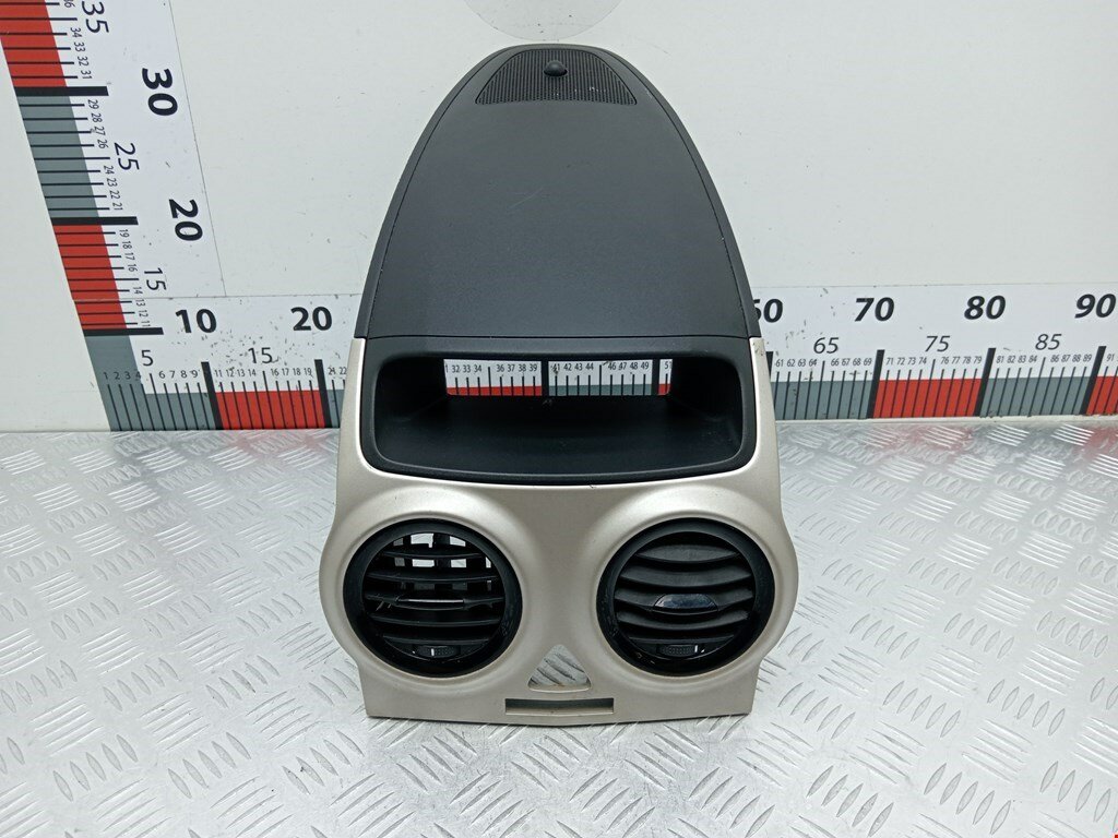 Дефлектор обдува салона Opel Corsa D 13365419 арт. 1888185