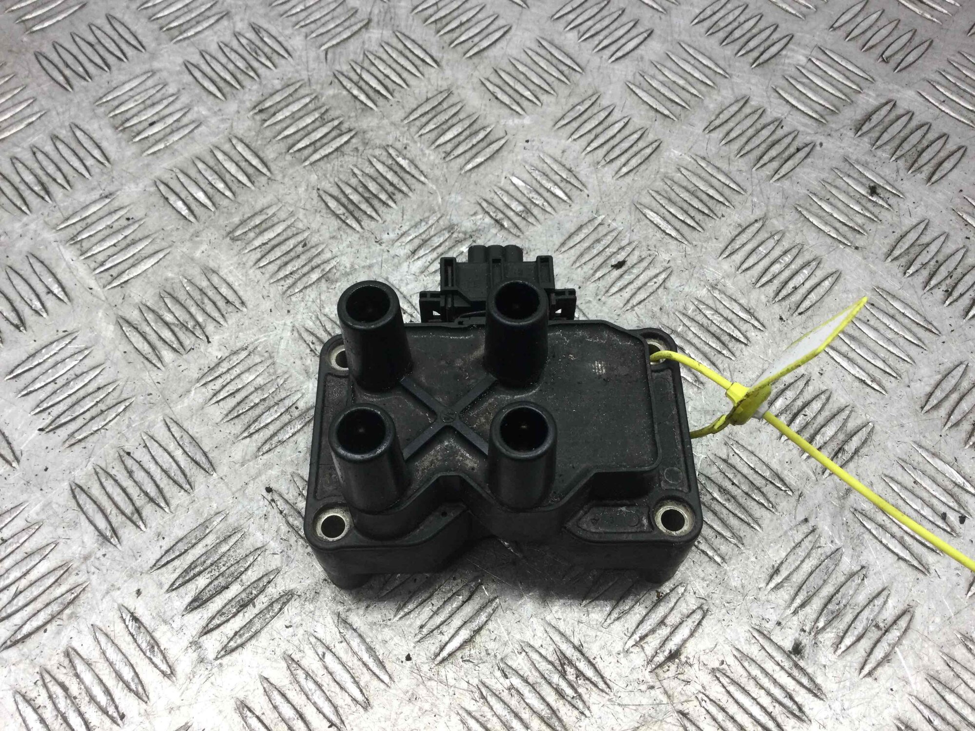 Б/У Катушка зажигания Ford Focus 1 поколение [рестайлинг] (2001-2005) 2004 г.