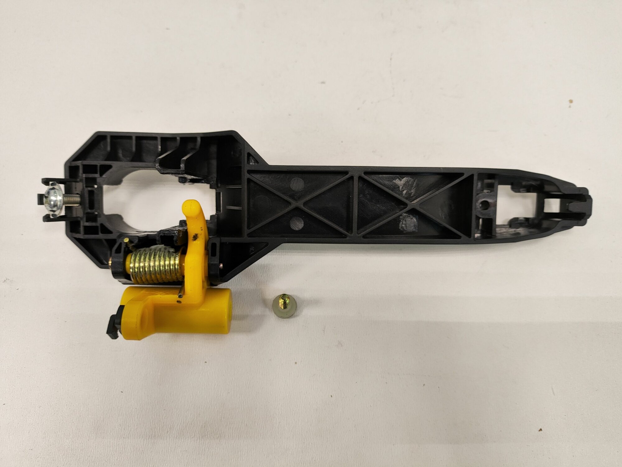 Ручка двери наружная правая (внутренняя часть) Changan CS35 [1.6 16V 4AT внедорожник] S1010890500