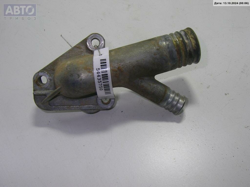 Фланец (тройник) системы охлаждения BMW 3 E36 (1991-2000)