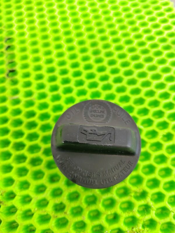 Крышка маслозаливная Honda Life JB E07Z 1998-2003 15610RGA000