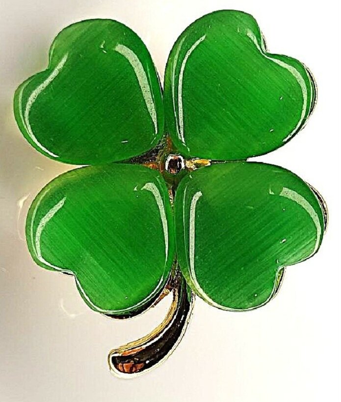 Брошка "Большой четырехлистный клевер". Символ удачи. Оберег от сглаза. Цвет зеленый. Зеленый