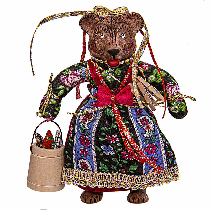 Авторская кукла игрушка из фарфора Медведица в платье с ведром 15 см