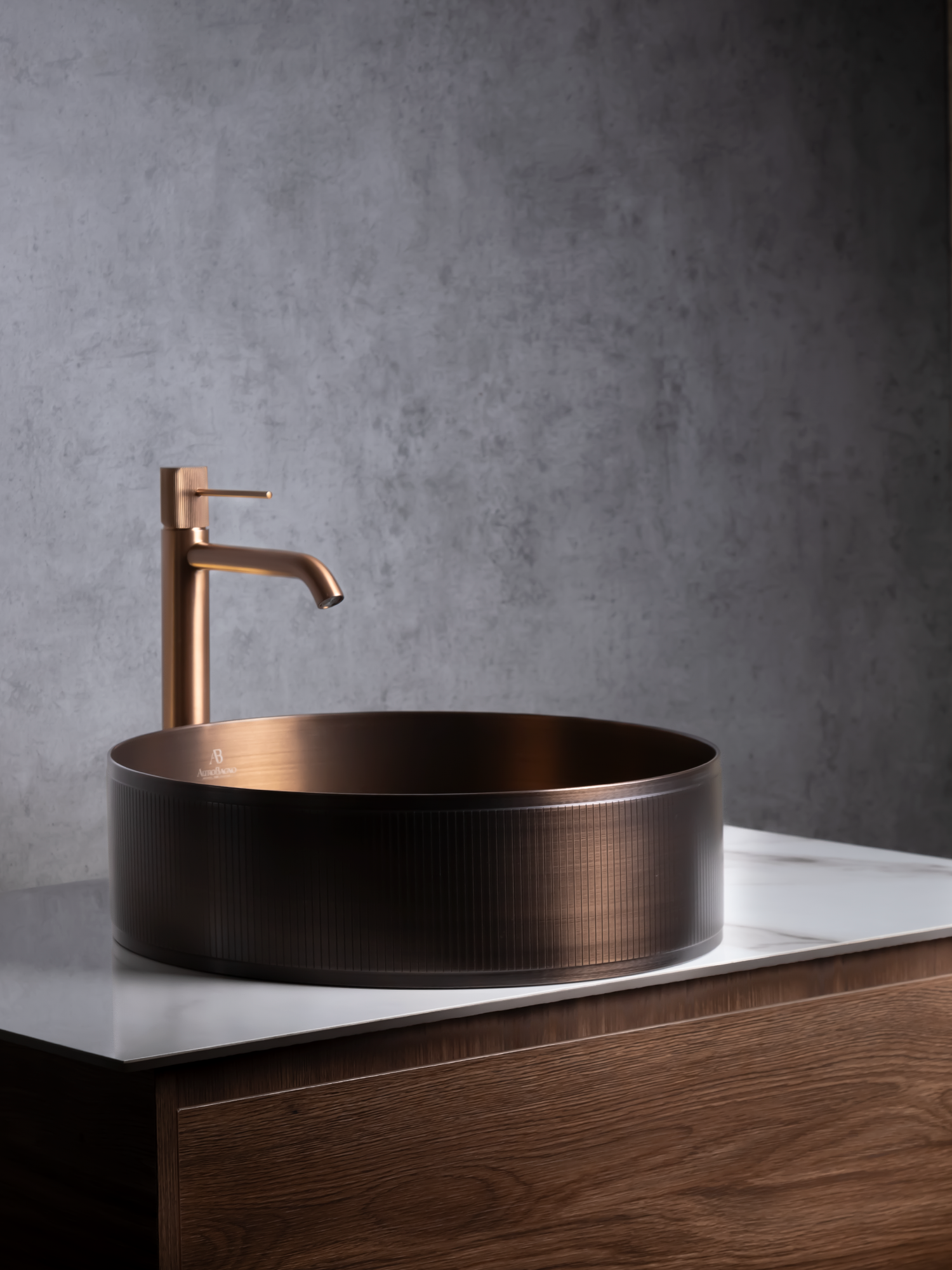 Раковина накладная AltroBagno Costoso 001008 BrAn из нержавеющей стали, состаренная бронза