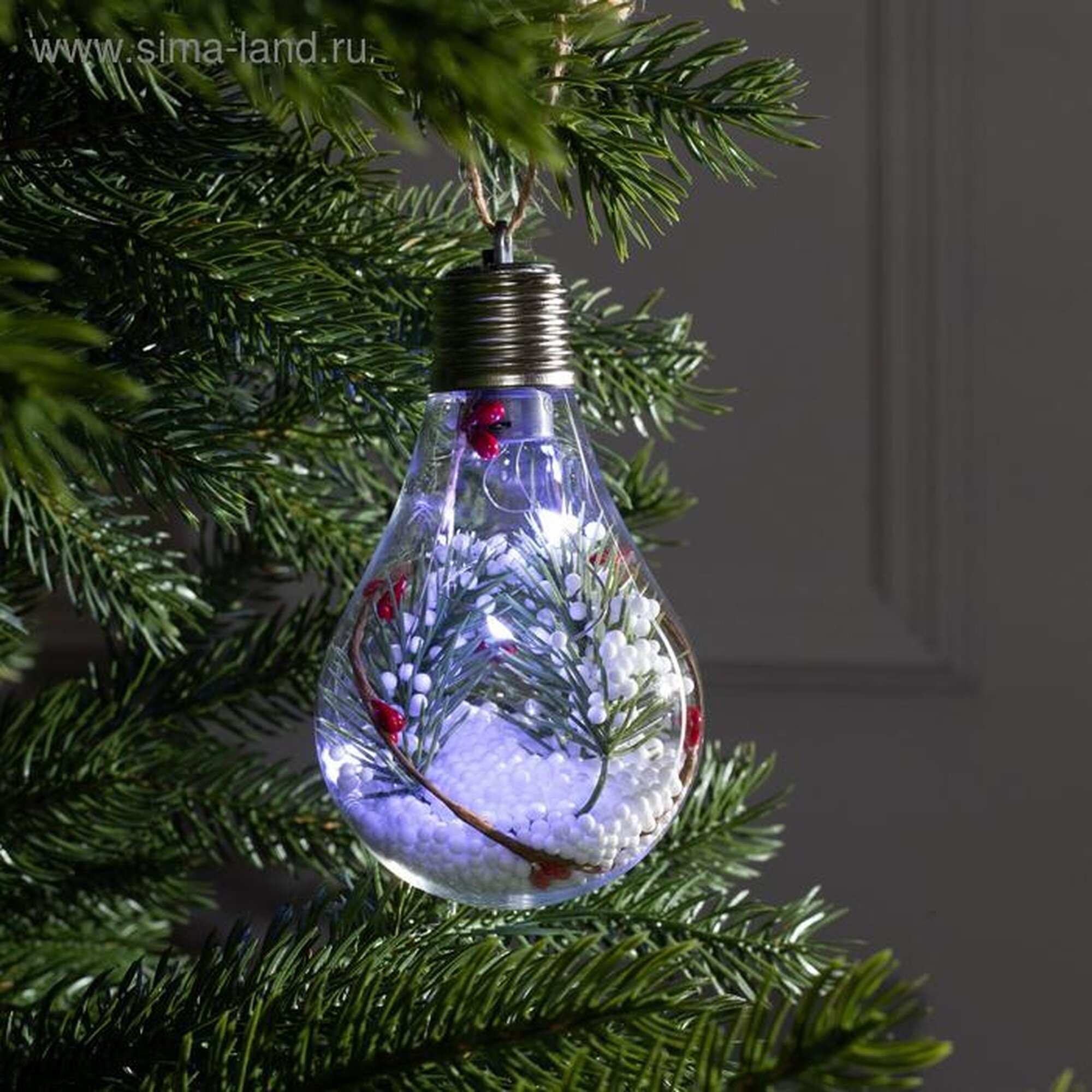 Ёлочный шар Luazon Lighting «Ветка ели», пластик, 7 см, LED-подсветка, батарейки в комплекте