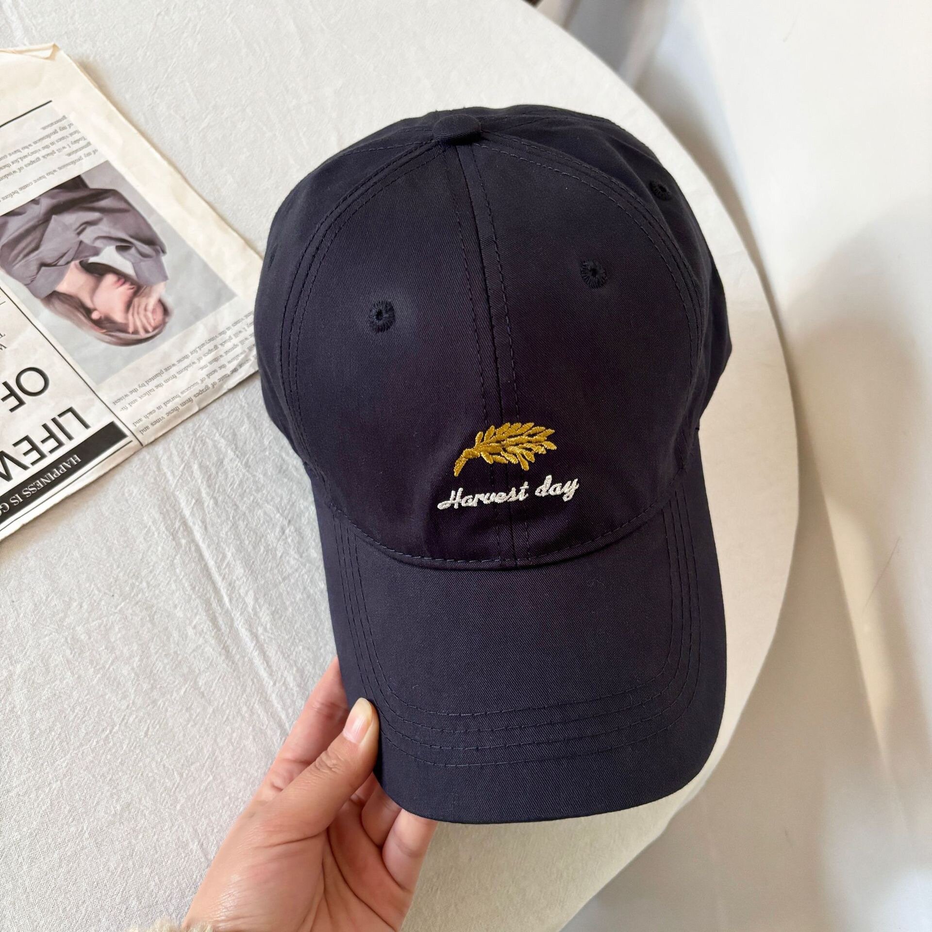 Бейсболка, женская, с вышивкой, темно-синяя, с пшеничными ушками, регулируемая, универсальная