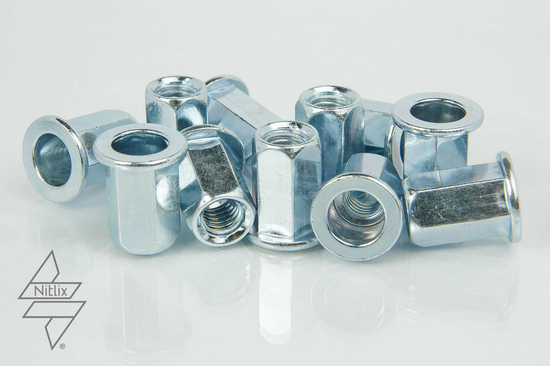 Гайка заклепочная NITLIX М4 стандартный борт шестигр. L=13,5 (2,0-4,0) 1500 шт.