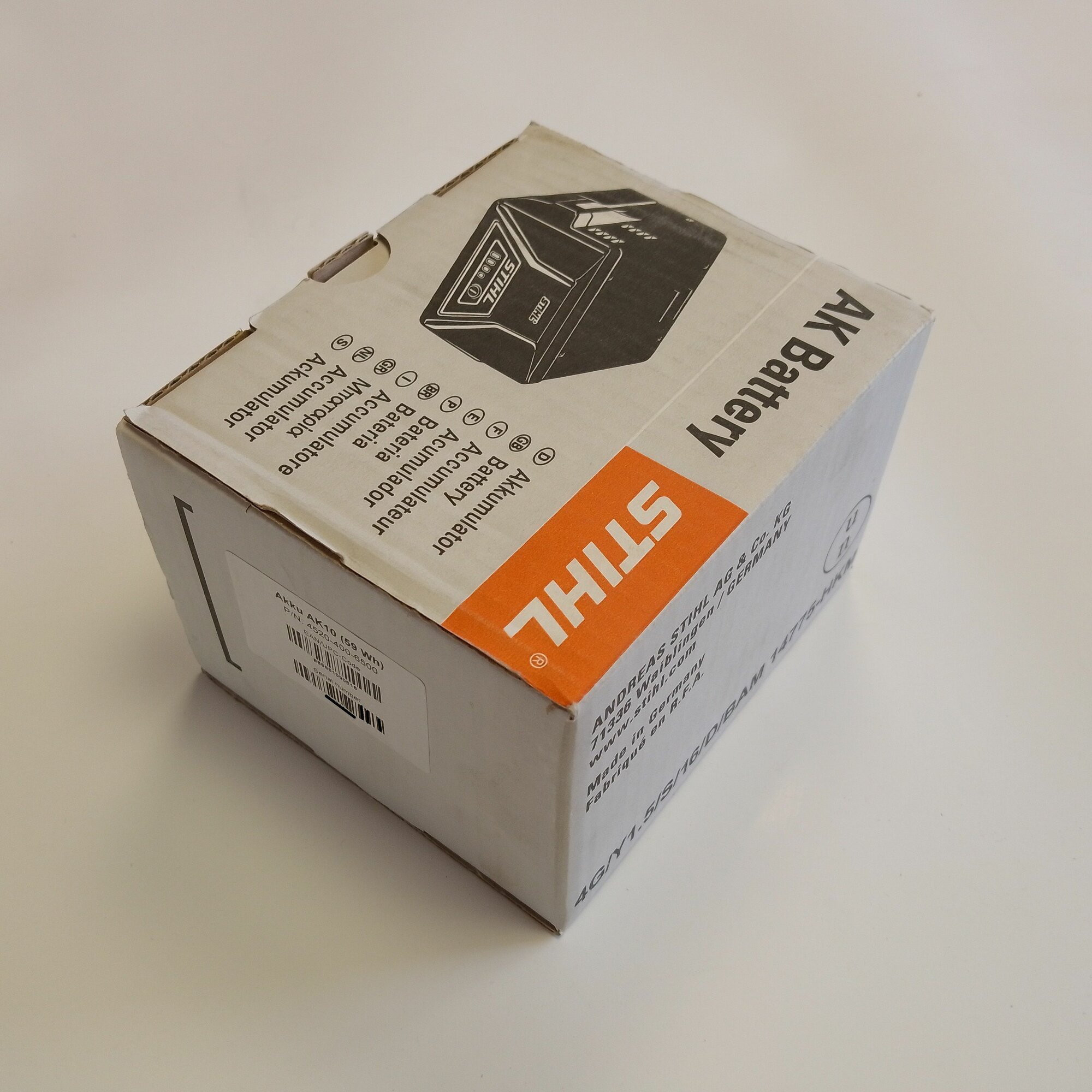 Аккумулятор STIHL AK 10 Li-Ion, 36В, с индикатором емкости, 1 шт