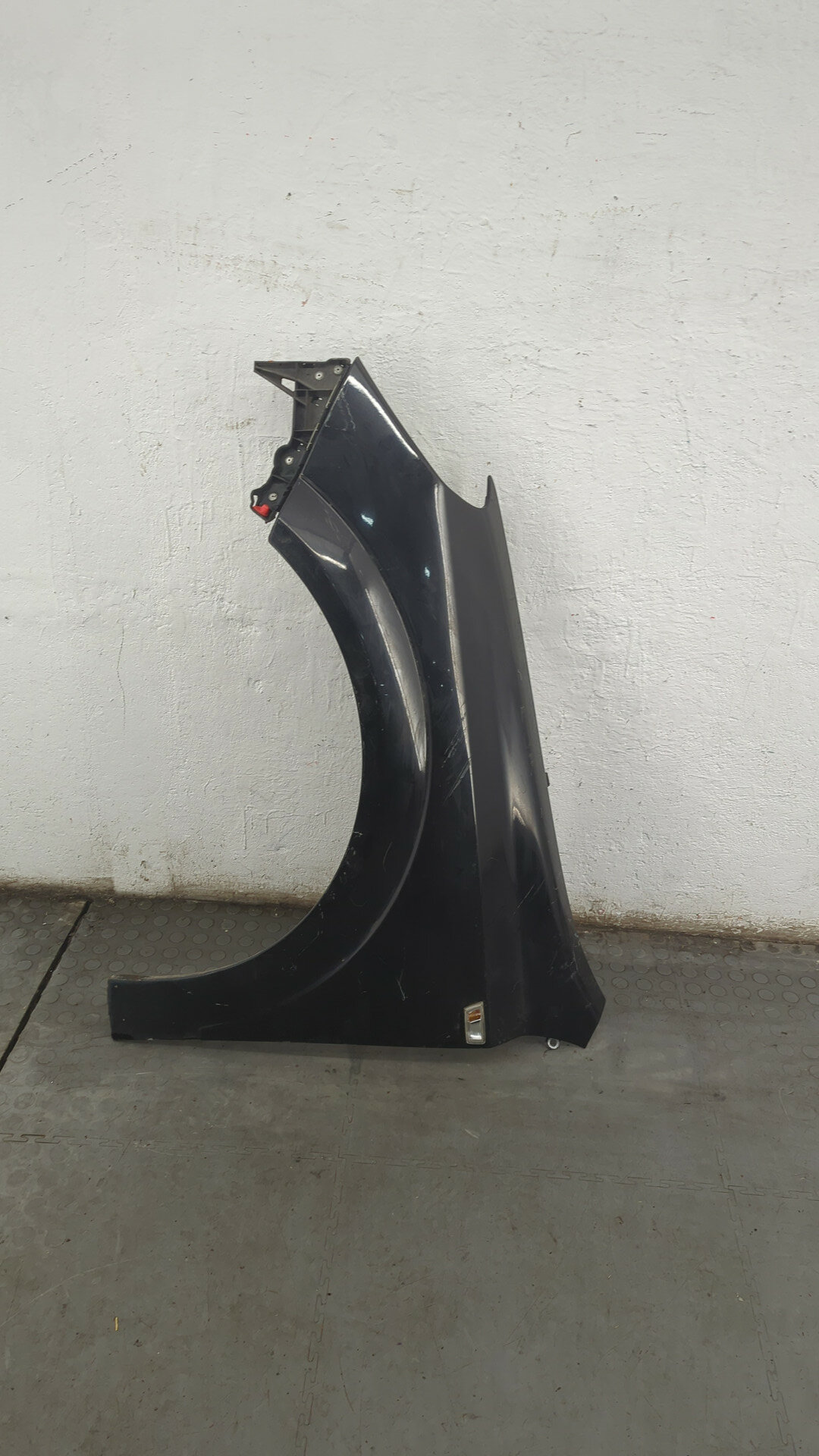 Крыло левое переднее Opel Astra H Б/У