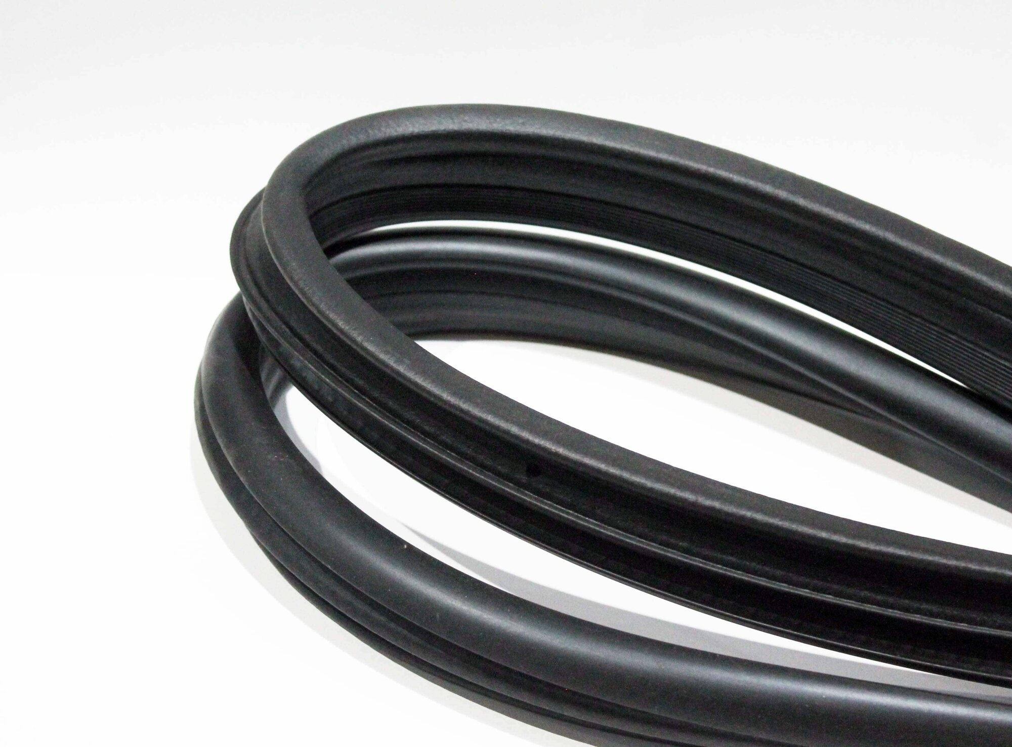 Уплотнитель двери ВАЗ-2190 передней нестыкованный (ПАО БРТ)