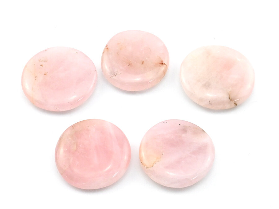 Галька из розового кварца 44*44*8мм, 30-34г .