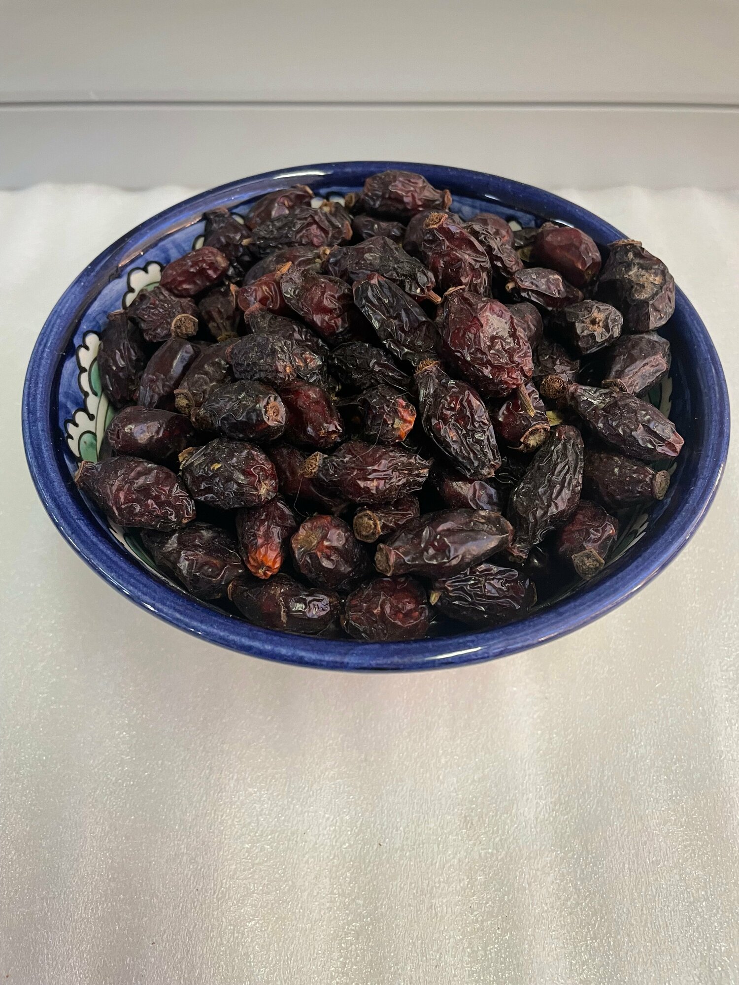 Шиповник отборный и крупный из Таджикистана,1 кг.