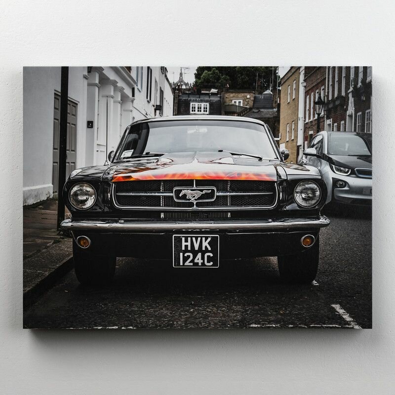 Интерьерная картина на холсте "Мощный Ford Mustang - Американский автомобиль на улице" размер 40x30 см