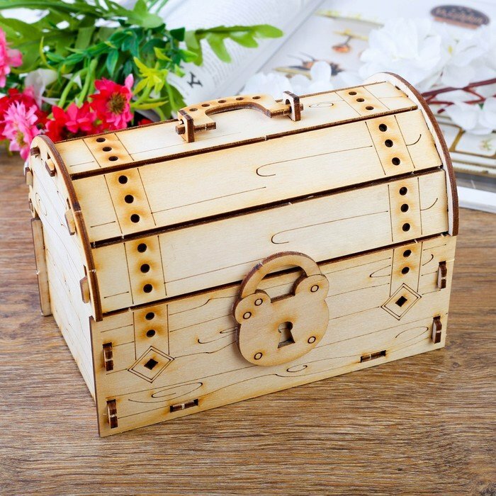 Деревянная шкатулка "Сундук" из фанеры (14 х 10,5 х 9 см)