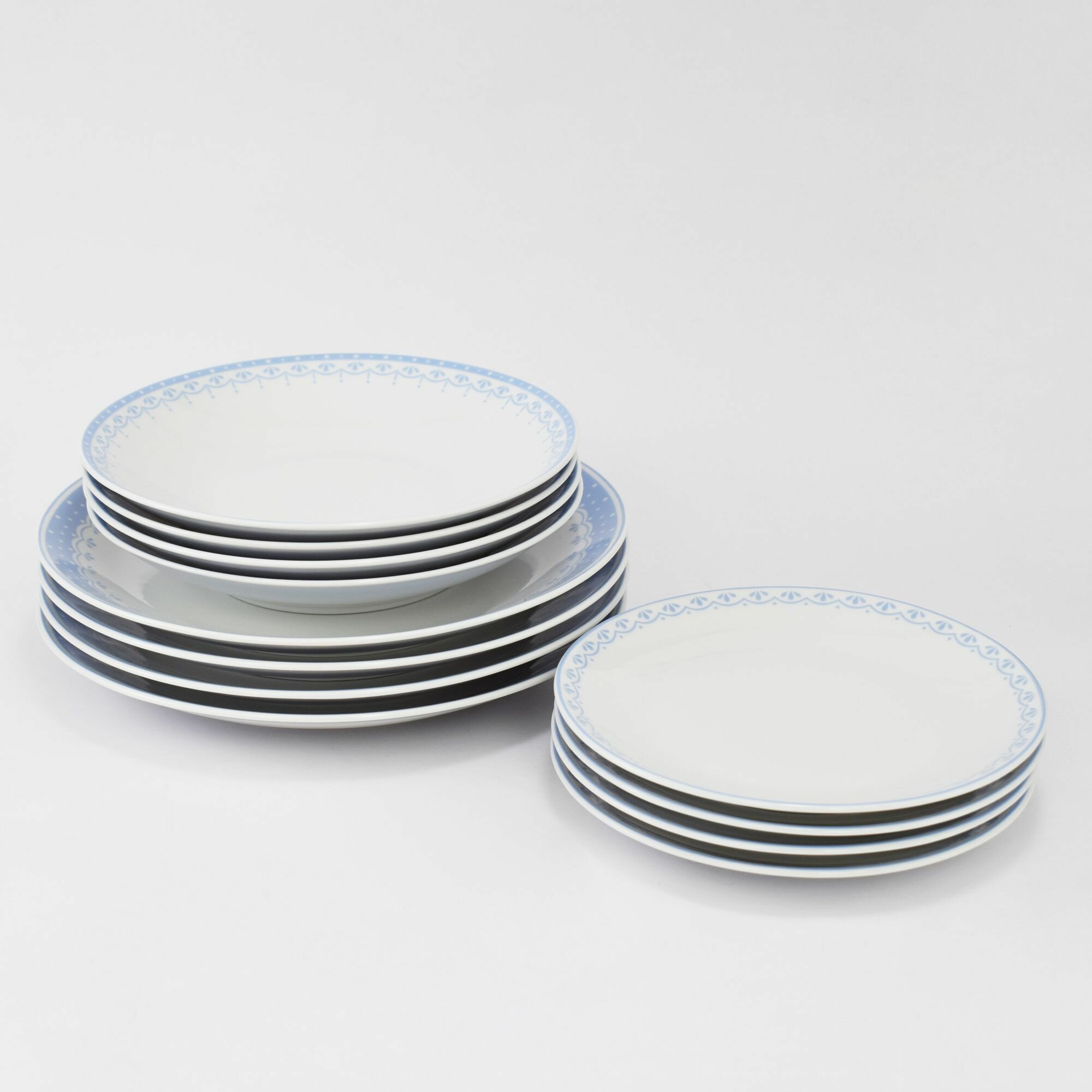 Набор тарелок Leander "Хьюджилайн-голубой" 12 предметов на 4 персоны