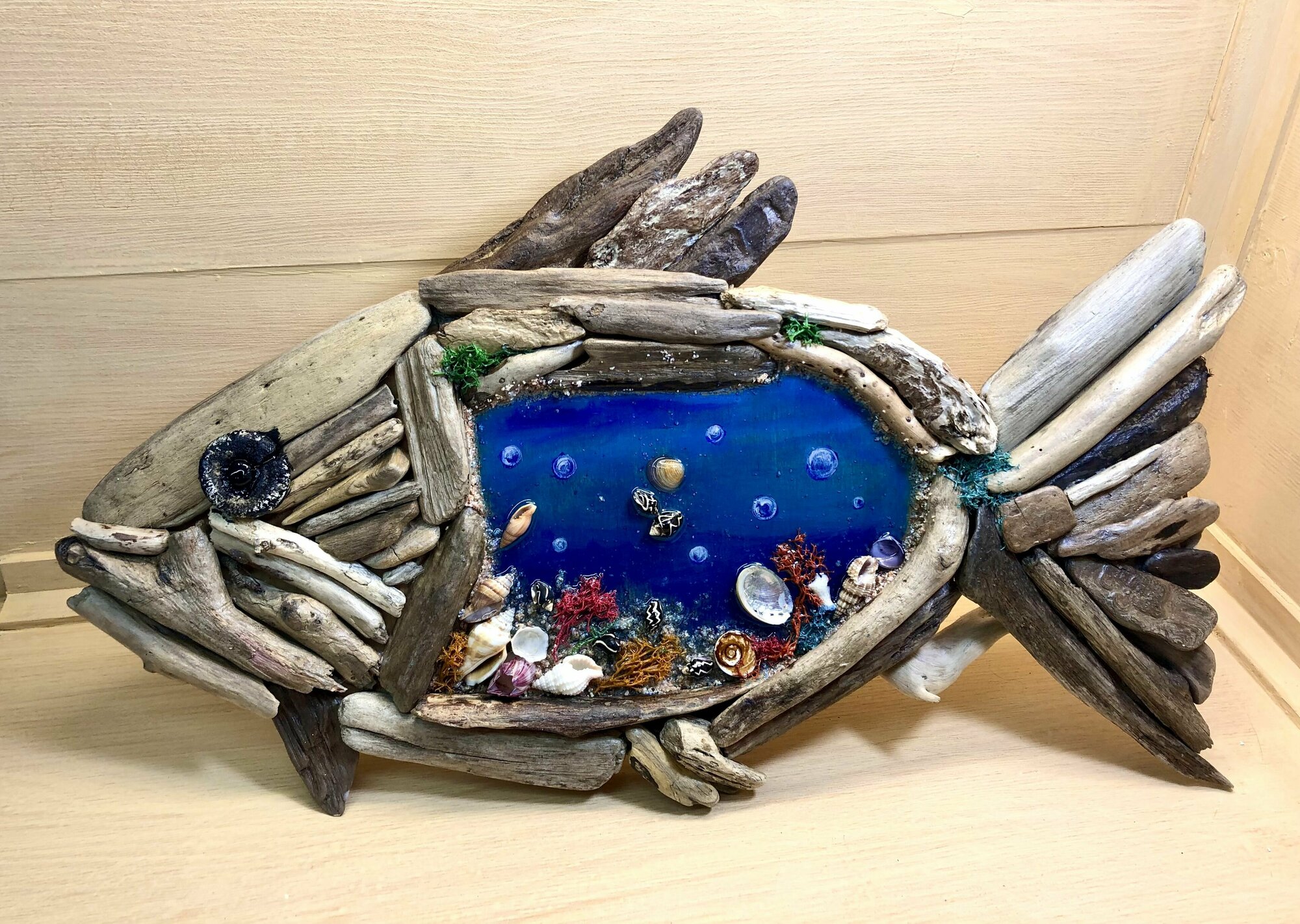 Авторское настенное пано дрифтвуд "Рыба мечты 1" с эпоксидной смолой/ручная работа