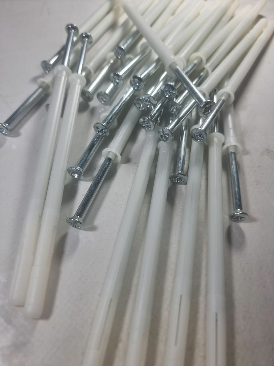 Дюбель-гвоздь белый 8*135мм (20 шт-1уп) Wurth, Германия